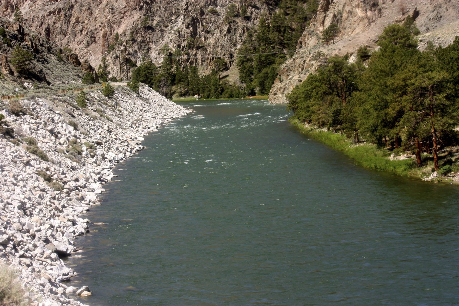 Planning a Fly Fishing Trip? Explore Miracle Mile River Flows ...